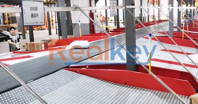 RKCONV Modular Belt Conveyor in operation