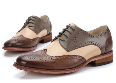 Cina Colore su misura respirabile classico delle scarpe di vestito da tono della tomaia due della pelle di montone in vendita