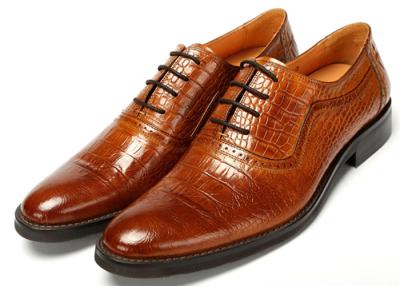 Cina Le scarpe di vestito classiche dal modello contemporaneo del coccodrillo allacciano il sudore della sostanza assorbente di Oxfords in vendita