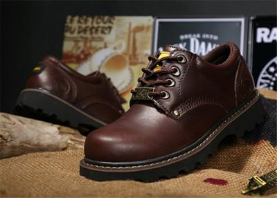 Cina Non stivali di gomma del lavoro del cuoio della pelle bovina delle scarpe di sicurezza del lavoro di slittamento soli per gli uomini/donne in vendita