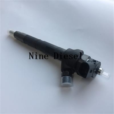 Cina Un iniettore diesel 0445110537 di nove marche con l'ugello DLLA143P2356, valvola F00VC01359 in vendita