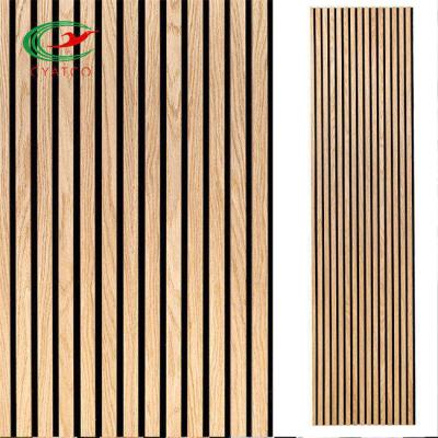 Cina Ignifugo di legno della quercia di parete della stecca acustica naturale interna dei pannelli in vendita