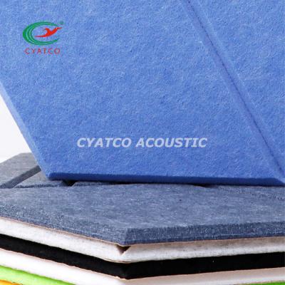 Cina Flame Retardant Hexagon Acoustic Panels Beveled Sound Proof Foam Panels For Wall in vendita