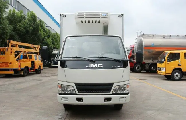 HOWO Jmc 3 Ton 5 Ton Van Cargo Transport Light Truck Refrigerator Truck