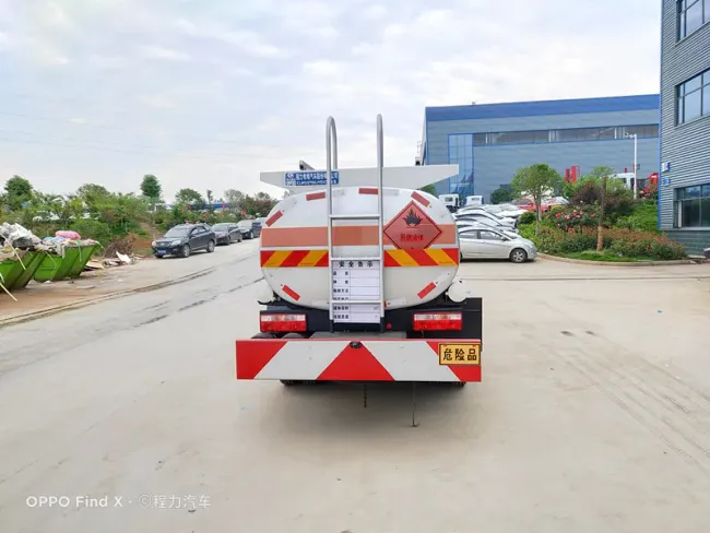 6000liters 6tons Fuel Dispenser Tanker Truck 4*2 Petrol Oil Diesel Delivery and Refueling Truck