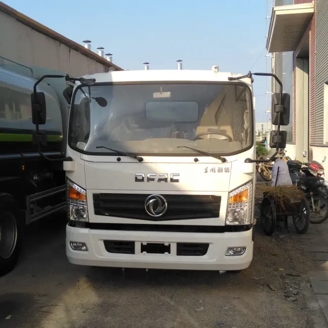 Dongfeng 4*2 11cbm 11000L Water Sprinker Tank Bowser Truck Drinking Water Delivery Tanker Truck