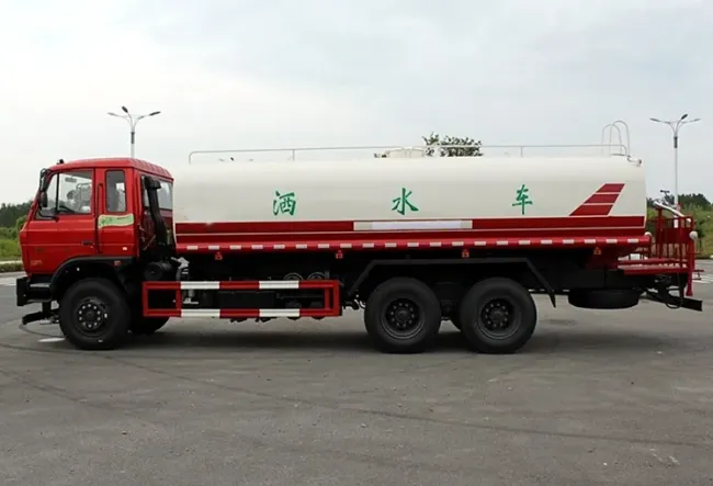 Dongfeng Road Spinkler 20cbm Bowser Tank Street Cleaning Road Washing City Clean Tanker Truck