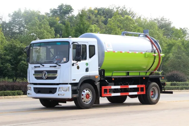 4X2 Dongfeng Rhd LHD 5000 Litres 10000 Litres 5cbm 10cbm Vacuum Truck Sewage Suction Trucksewage Suction Tanker Truck