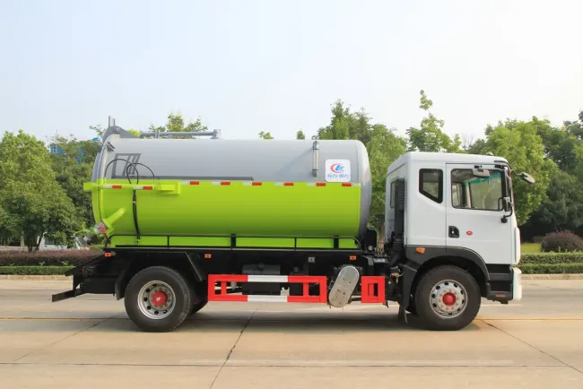 4X2 Dongfeng Rhd LHD 5000 Litres 10000 Litres 5cbm 10cbm Vacuum Truck Sewage Suction Trucksewage Suction Tanker Truck