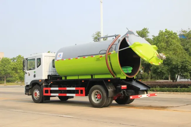 4X2 Dongfeng Rhd LHD 5000 Litres 10000 Litres 5cbm 10cbm Vacuum Truck Sewage Suction Trucksewage Suction Tanker Truck