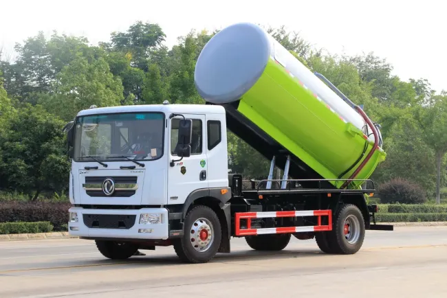 4X2 Dongfeng Rhd LHD 5000 Litres 10000 Litres 5cbm 10cbm Vacuum Truck Sewage Suction Trucksewage Suction Tanker Truck