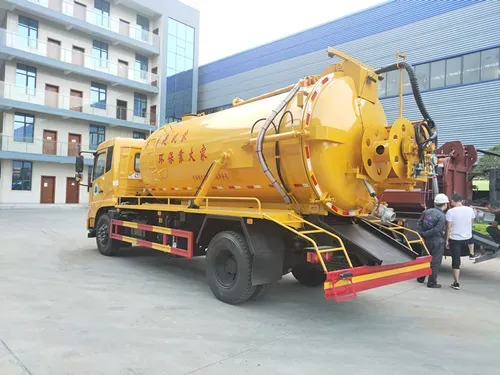 10, 000L Dongfeng Vacuum Sewage Suction Tanker Suction Sewage Truck