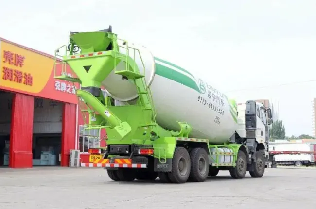 FAW Concrete Mixer Truck 9m3 for Sales with PMP System