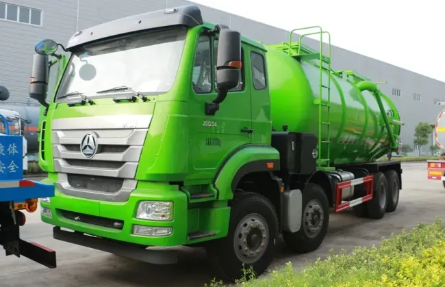 Sinotruk 20000 Liters Road Cleaning Truck 20cbm Sewage Vacuum Suction Truck