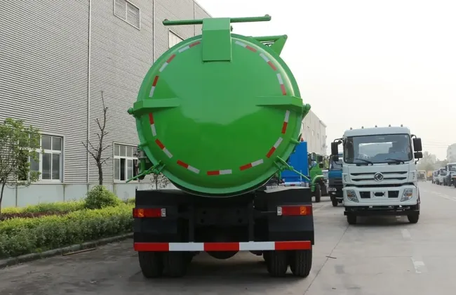 Sinotruk 20000 Liters Road Cleaning Truck 20cbm Sewage Vacuum Suction Truck