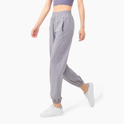 中国 Mのサイズ70cmのウエストの女性の動揺のズボンは、灰色のトラックスーツ女性に底を付ける 販売のため
