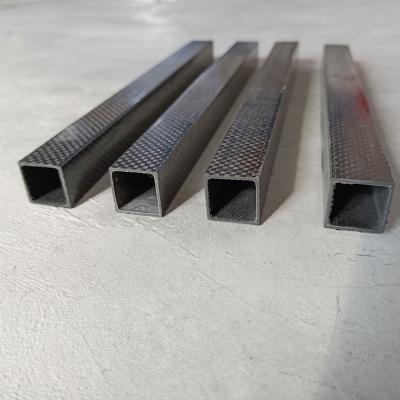 China Kohlenstoff-Faser-Vierkantrohr-Twill-Gewebe-einfache Verarbeitungsfähigkeit der Flexibilitäts-2x2 zu verkaufen