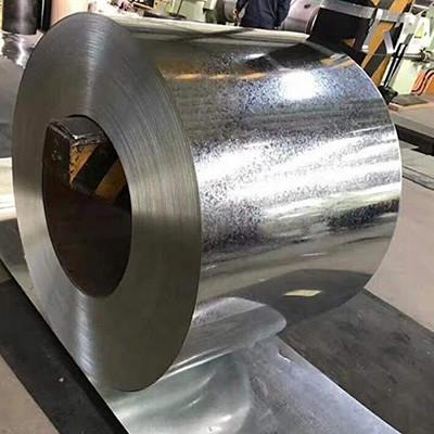 Κίνα Z40 0,4mm 1250mm Μεγάλο φωτεινό σπαγκλάκι θερμό βύθιση Ζυγισμένα ατσάλινα σπείρα GI για κυλιόμενη πόρτα και πάτωμα κατάστρωμα DX51D προς πώληση