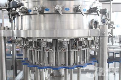 China Deutscher Technologie-Unterdruck kohlensäurehaltige Getränk-Füllmaschine mit 3 in 1 zu verkaufen