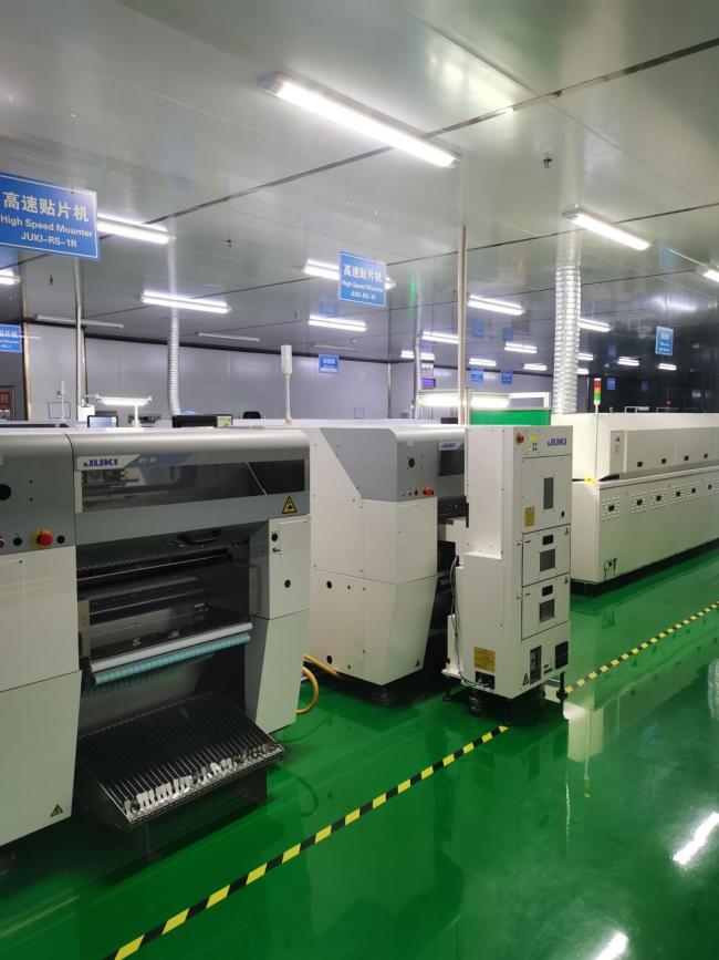 High Efficiency Polycrystalline Silicon Portable Solar Panels 200W Foldable Solar Panels for Outdoor RV Excursions