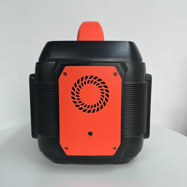 600W Emergency Generator Sine Wave Output Mobile Power Solar Power Station