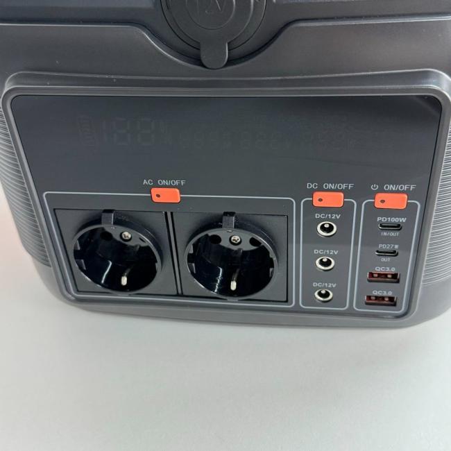 600W Emergency Generator Sine Wave Output Mobile Power Solar Power Station