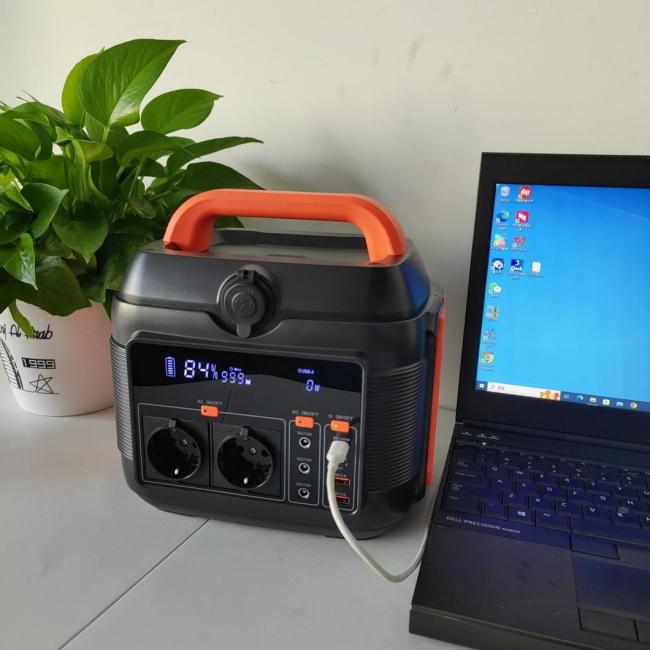 600W Emergency Generator Sine Wave Output Mobile Power Solar Power Station