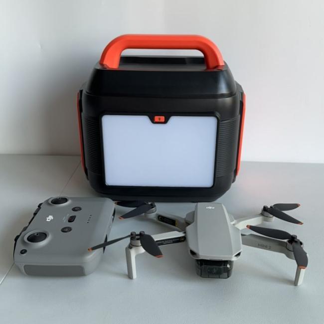 High-Power Portable Lithium Battery 600W Outdoor Mobile Power Station AC Output 220V Generator