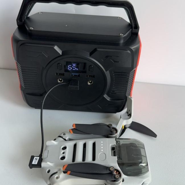 Multifunctional Mobile Power AC Output UK Regulation Us Regulation European Regulation 220V Plug Portable Power Station 200W