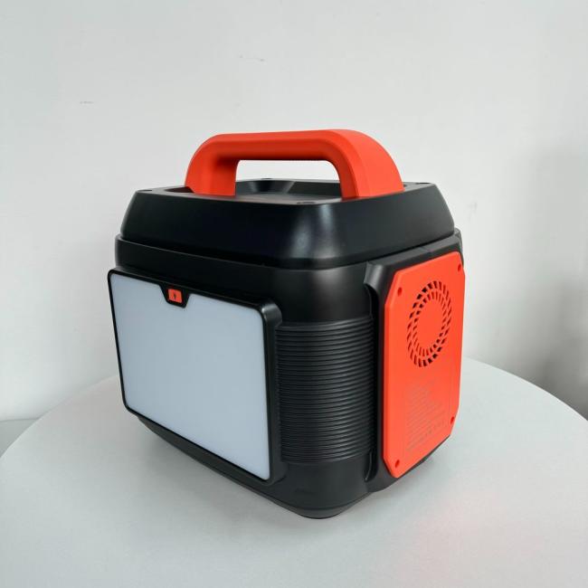 Factory Price Simple and Safe 600W288wh Solar Generator on-Board Power Station