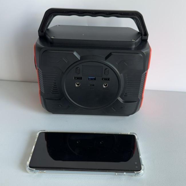 Portable Solar Power Station with 200W Output