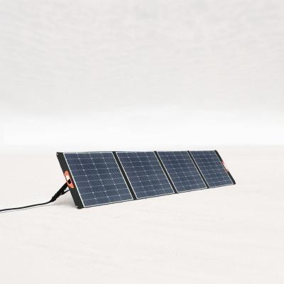 中国 折りたたむ太陽光発電機 単結晶シリコンパネル 56*63.2*4.5cm 電源 販売のため