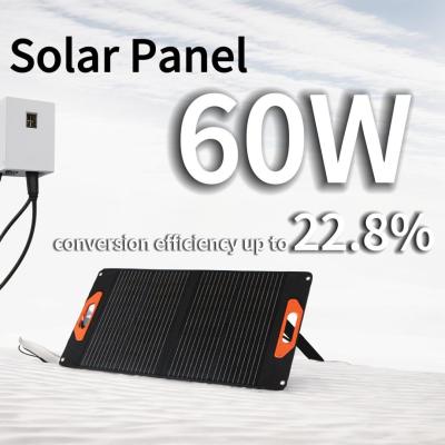 中国 30W*2PCS 56*63*4.5cmの折りたたみのサイズで家庭製太陽光パネル 販売のため