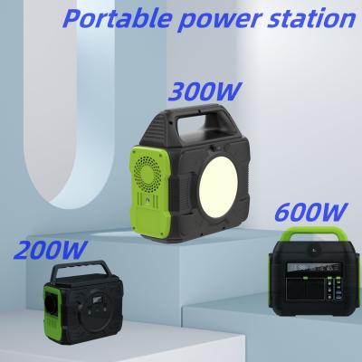 China Draagbare buitencampingstation 300W AC-uitgang Hoog vermogen met lithiumbatterie Te koop