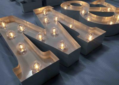 Cina Alfabeti sig. della tenda foranea LED e sposa e sposo di sig.ra Light Letters For nelle nozze in vendita