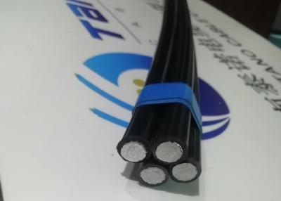 中国 0.6 / 1KV頭上式の架空ケーブルXLPEによって絶縁されるケーブルの低電圧の電気取付け 販売のため