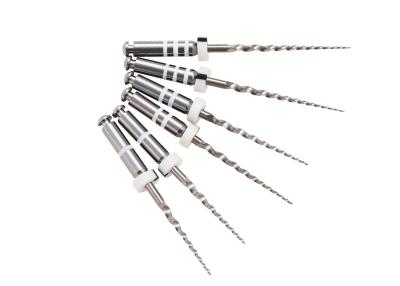 China Grootte 30 Spitse 09 16mm Niti Roterende Dossiers, Terugtrekkingsdossiers in Endodontics Te koop