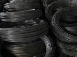 中国 錆の抵抗力がある黒は鉄ワイヤーまっすぐにされた切口が付いている大きいコイルのスプレー オイルをアニールしました 販売のため
