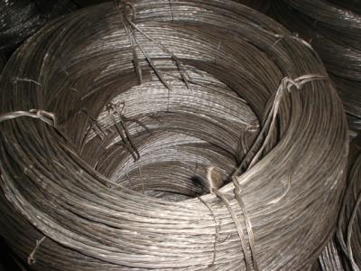 Cina Filo di acciaio a basso tenore di carbonio torto temprato nero del filo di ferro BWG18 in vendita