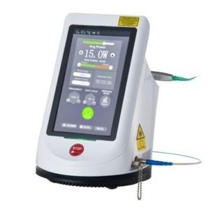 Cina 0.2Hz al laser a diodi medico portatile 980nm della macchina delle vene varicose 50KHz in vendita