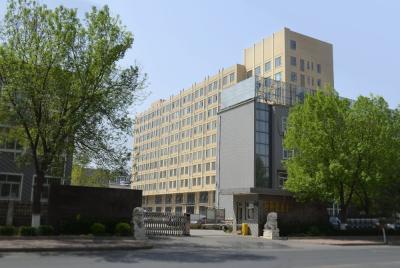 Κίνα Μετασχηματιστής πετρελαίου χειροκίνητη υδραυλική αντλία πίεσης βαθμονόμησης με 210mm*210mm*140mm Μέγεθος προς πώληση