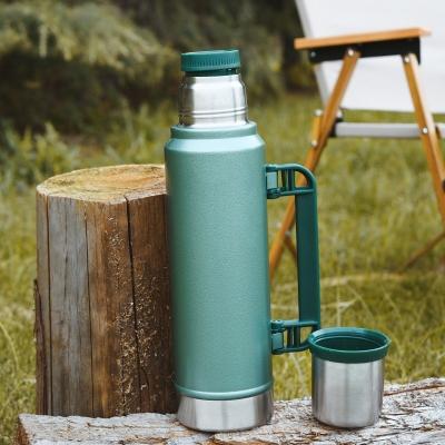 Chine Bouteille d'eau sous vide en acier inoxydable de grande capacité de style américain Thermos 1 L avec poignée à vendre