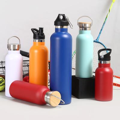 Chine Bouteille d'eau sportive à vide en acier inoxydable à isolation thermique avec poignée et avec couvercle à vendre