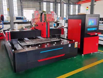Chine Forme en aluminium IPG Raycus en métal de la découpeuse 10mm de laser de fibre de commande numérique par ordinateur à vendre