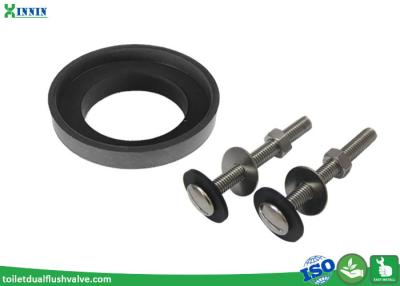 Cina Carro armato della toilette da lanciare corredo, bulloni a 3 pollici della toilette e guarnizione della gomma della toilette della ciambella in vendita