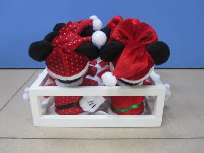 Chine jouets mous de Disney de famille originale d'ensemble complet de 10cm dans le plateau pour Noël à vendre