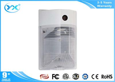 Cina La cellula fotoelettrica ha incluso assicura l'esterno delle lampade del pacchetto della parete 17 watt di CRI80 LM 1600 in vendita