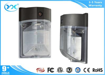Cina Luci principali efficienti del pacchetto della parete di alto potere, luci all'aperto fissate al muro economizzarici d'energia per il garage in vendita