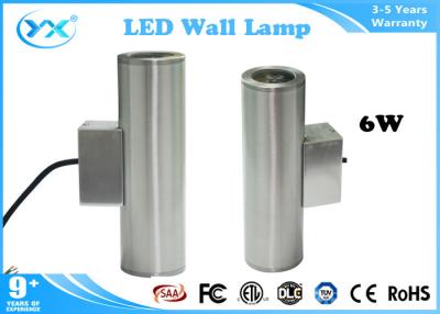 Cina La superficie potente ha montato la lampada da parete di IP65 LED, su/giù mura i dispositivi principali pacchetto in vendita