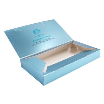 Cina le scatole d'imballaggio cosmetiche del bordo d'argento 375gsm prenotano il contenitore di carta di Skincare di stile in vendita